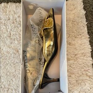 Ashro | Shoes | Ashro Gold Womens Shoes | Poshmark